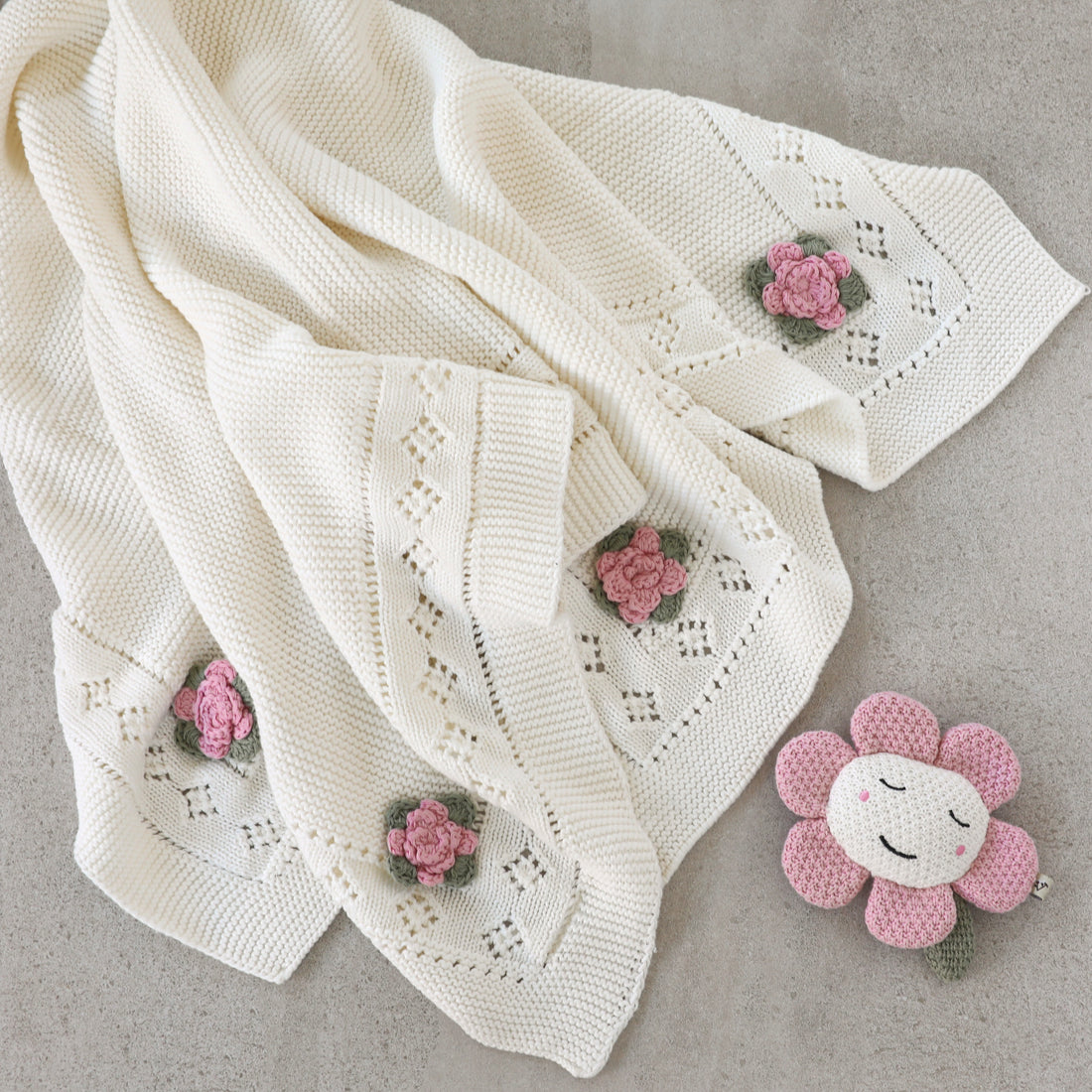 Flower Pointelle Knit Baby Blanket & Flower Rattle Toy Gift Set (Organ